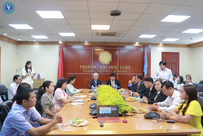 Khoa Luật Dân sự Trường Đại học Luật TP.HCM ký kết biên bản ghi nhớ với Công ty Luật TNHH MTV Tri Ân